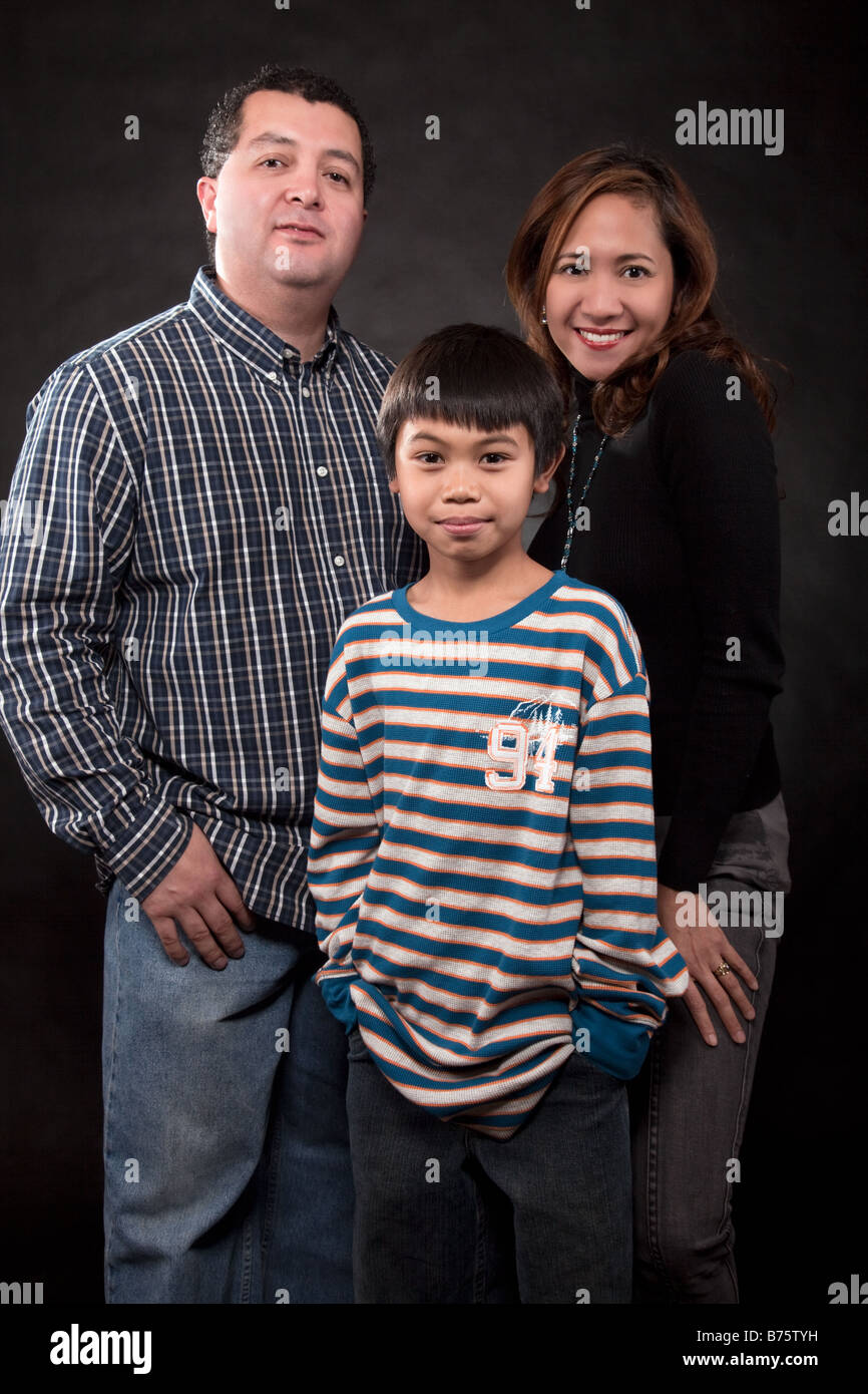Filipino father and son hi-res stock photography and images - Alamy