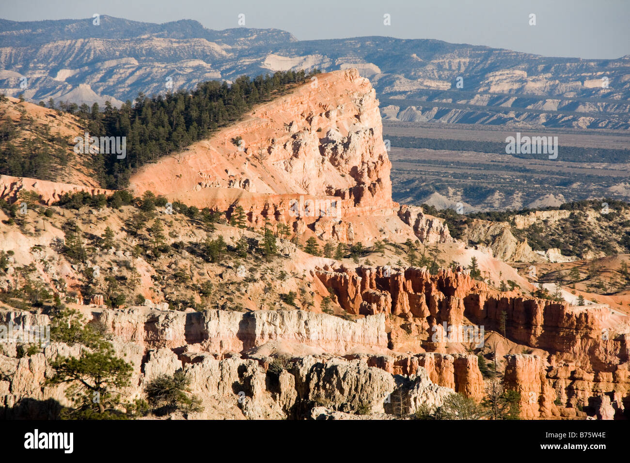 Distinctive geological structures hi-res stock photography and images ...