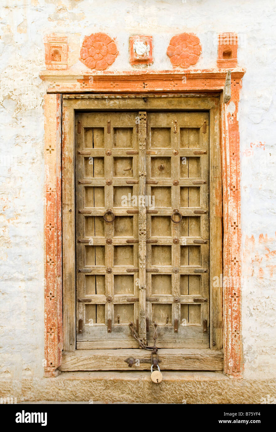 Closed door of a house, Jaisalmer, Rajasthan, India Stock Photo - Alamy