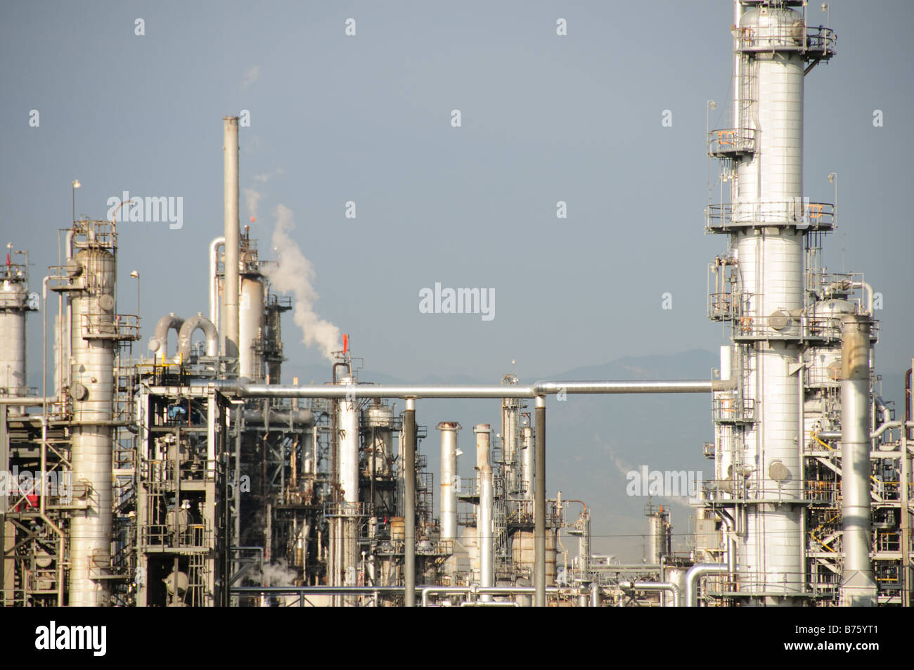Oil refinery process hi-res stock photography and images - Alamy