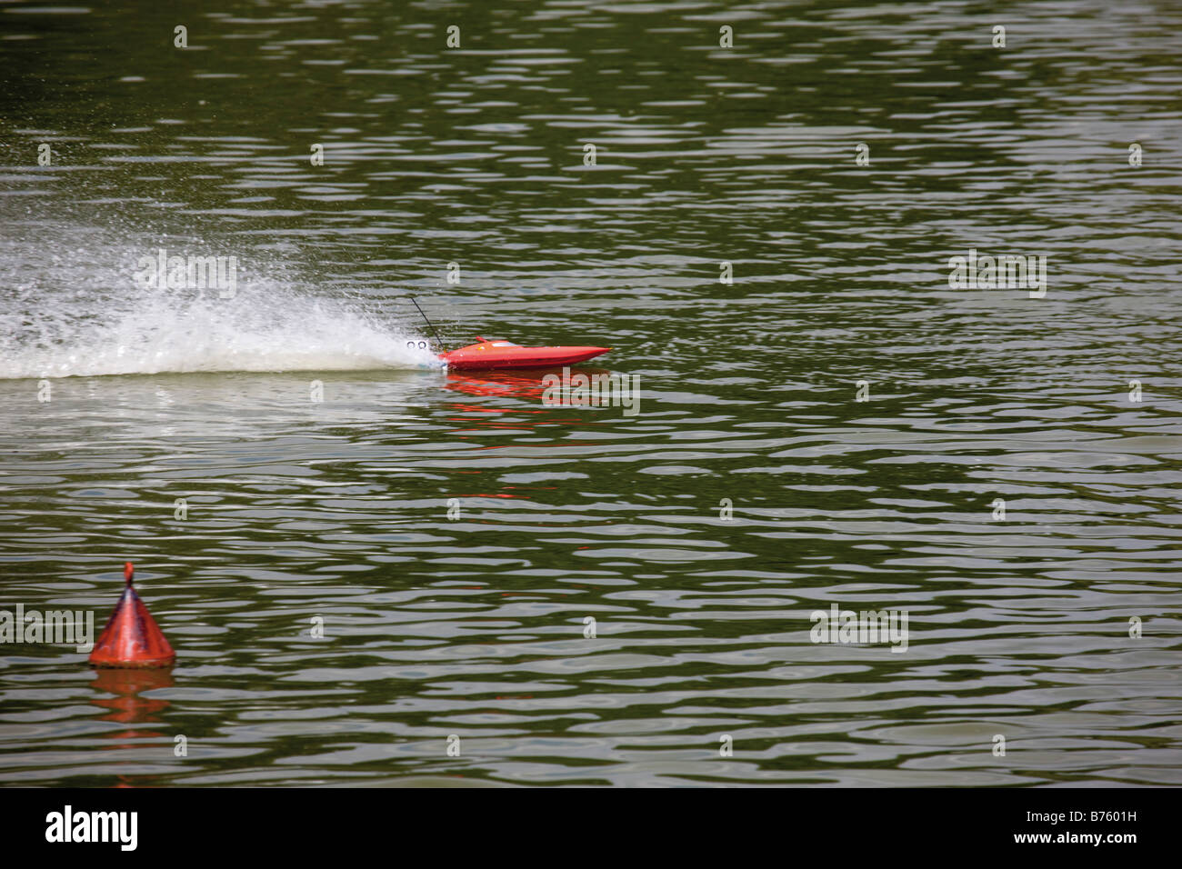 Model speedboat hi-res stock photography and images - Alamy