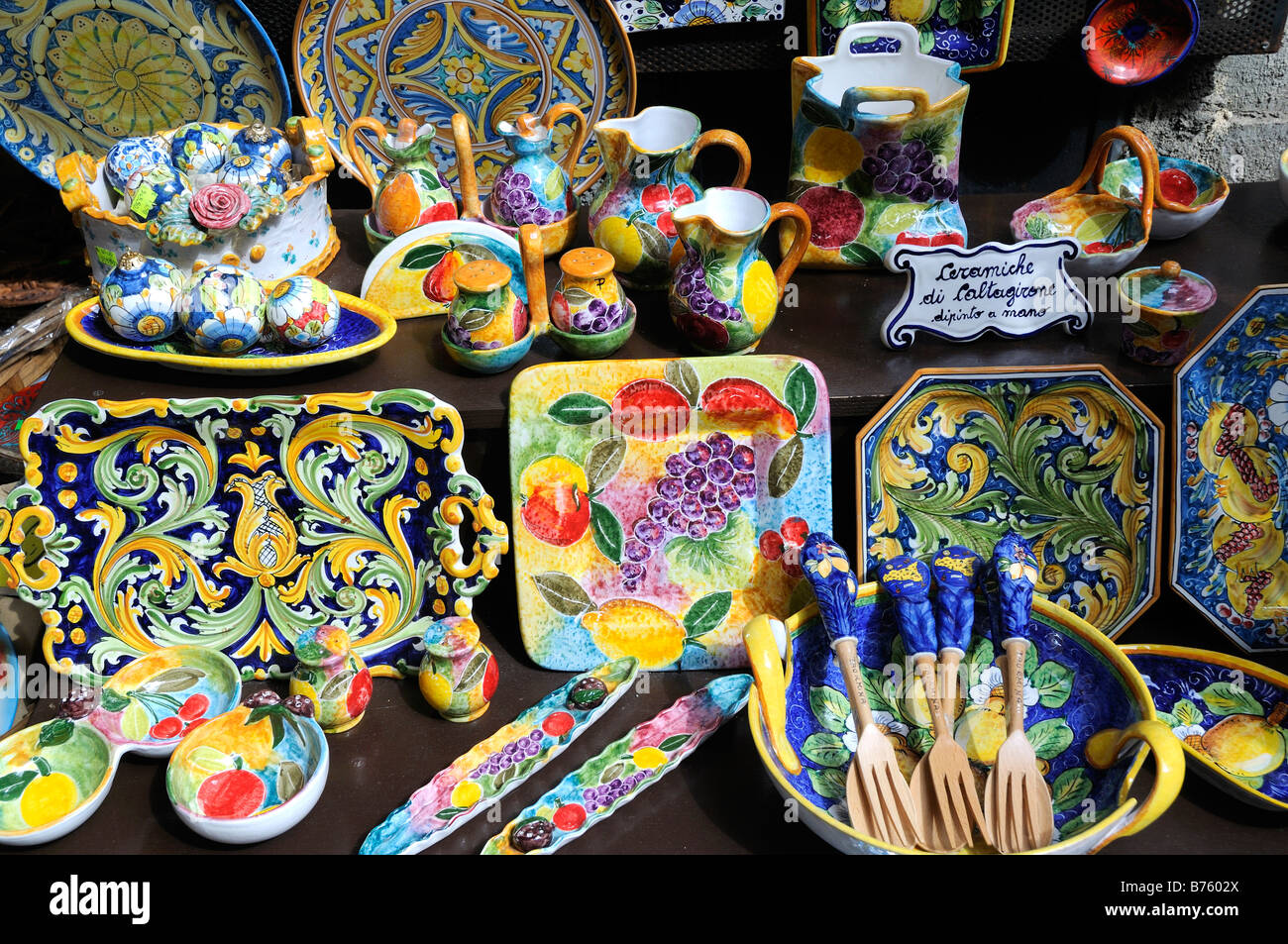 Pottery items on display in Taormina, Sicily, Italy Stock Photo - Alamy