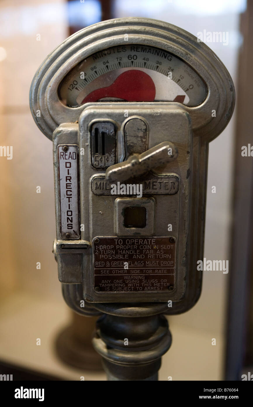 Vintage parking meter hi-res stock photography and images - Alamy