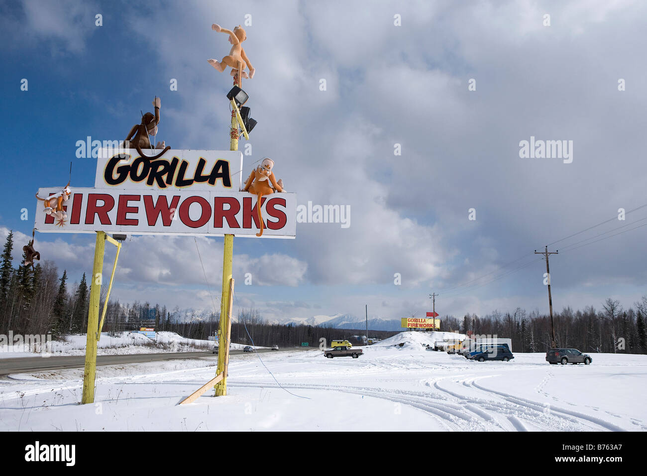 Selling firecrackers hi-res stock photography and images - Alamy