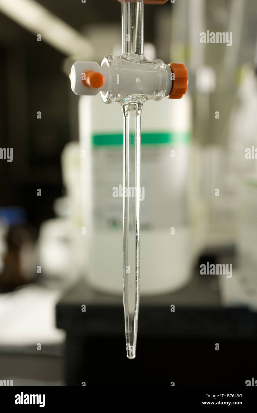 Chemistry laboratory vertical hi-res stock photography and images - Alamy