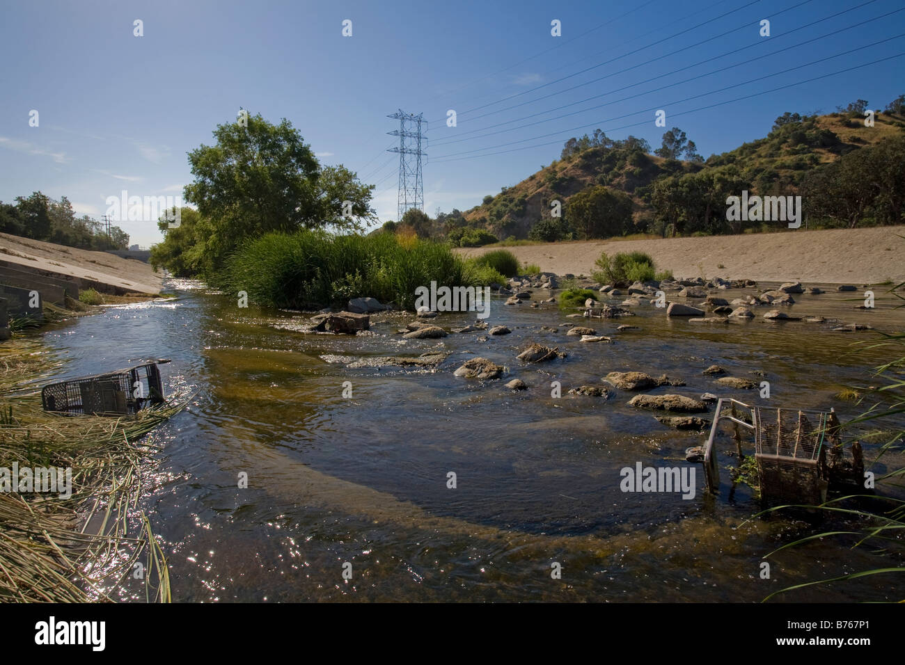 FoLAR's annual "La Gran Limpieza" clean up of the Los Angeles River ...