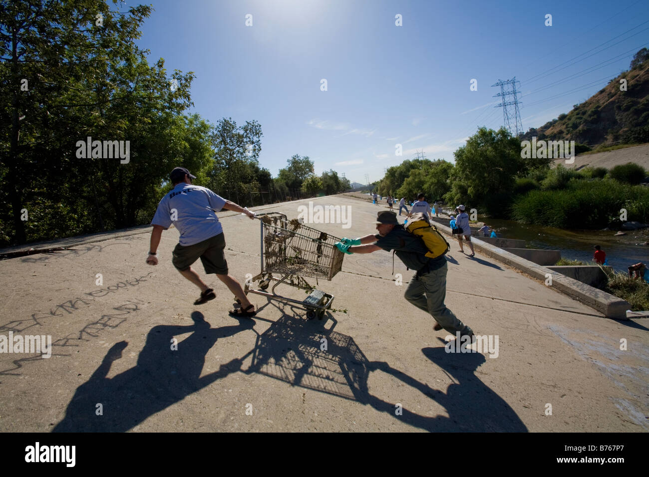 FoLAR's annual "La Gran Limpieza" clean up of the Los Angeles River ...