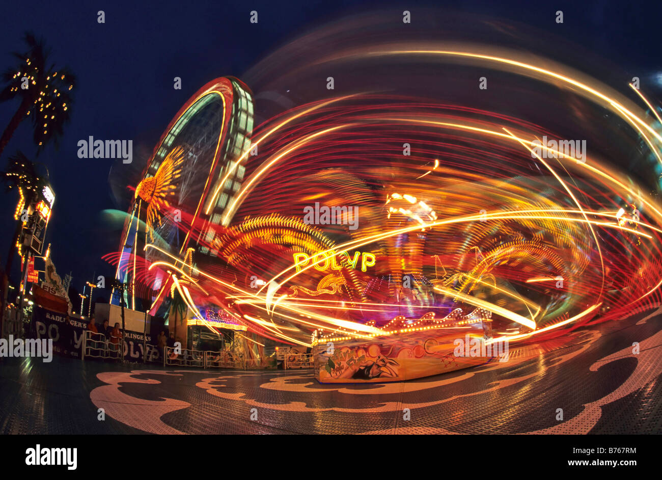 Fairground ride at the munich oktoberfest hi-res stock photography and ...
