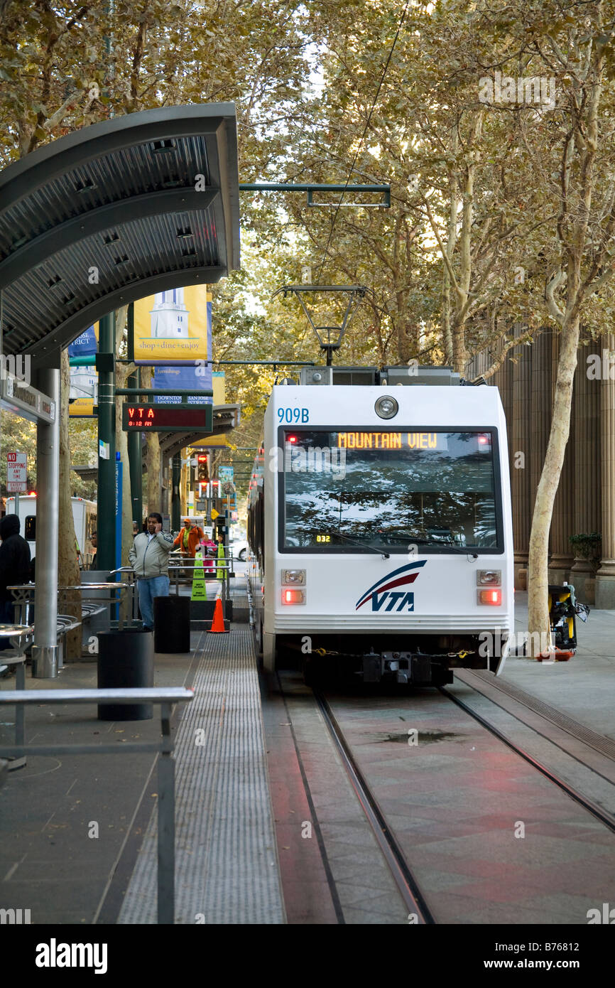 Vta light rail service hi-res stock photography and images - Alamy