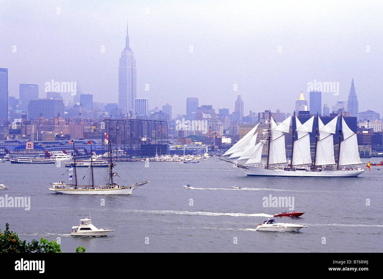 Tall Ships Sail Along The Hudson, OpSail, July 4, 2000, New York Stock ...
