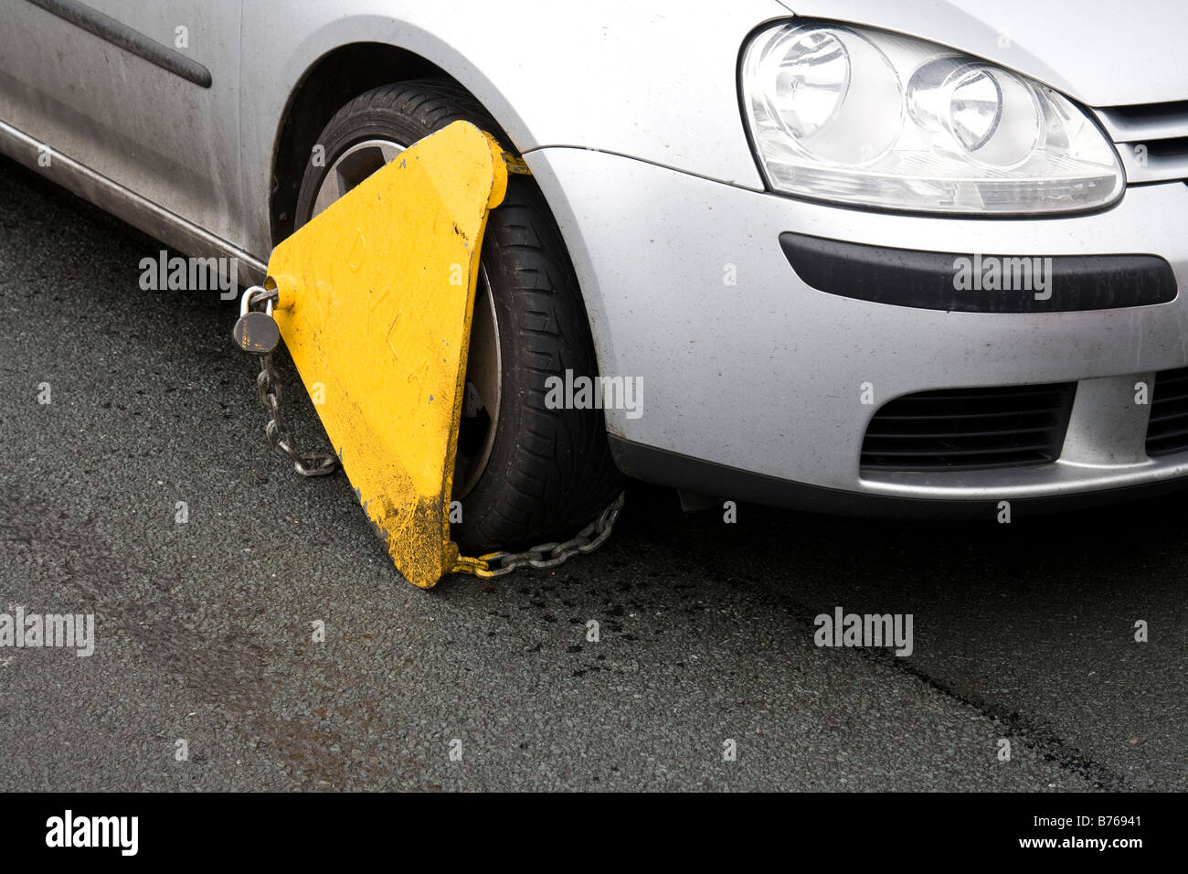 Parking clamp hi-res stock photography and images - Alamy