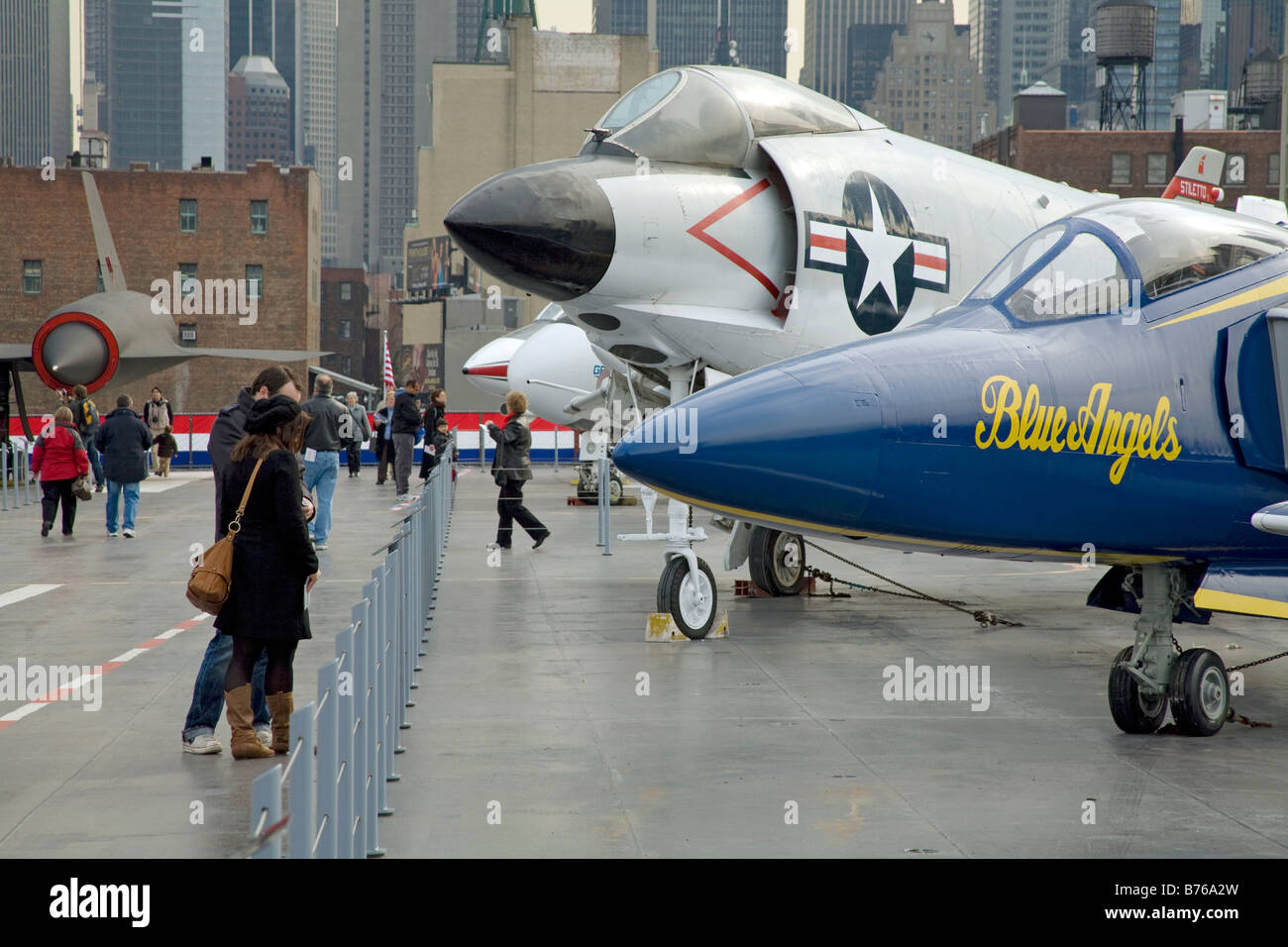 Flight Deck, The Intrepid Sea, Air and Space Museum, Manhattan, New ...