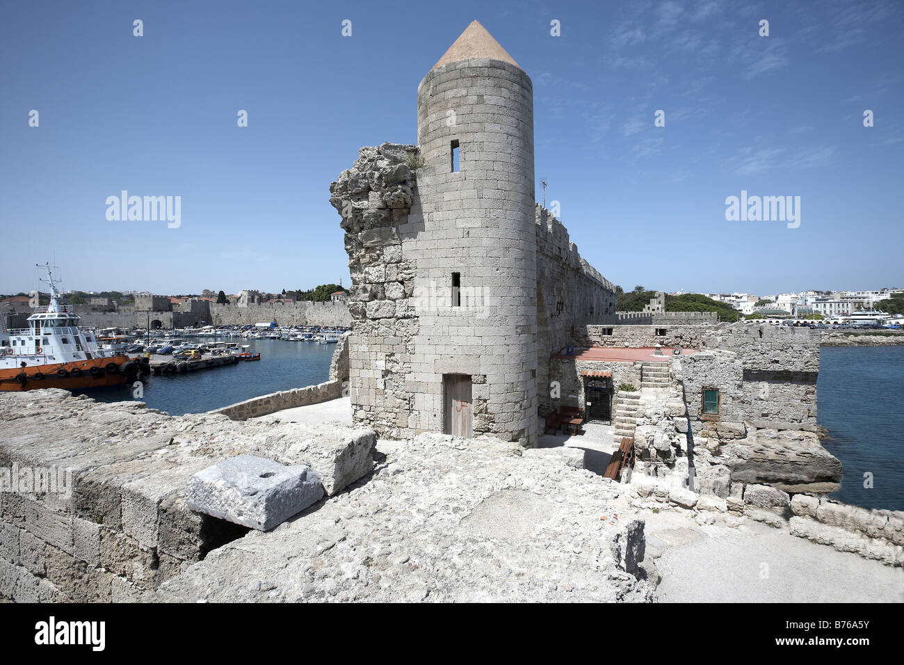 The old city walls of Rodos Island of Rhodes Greece Stock Photo - Alamy