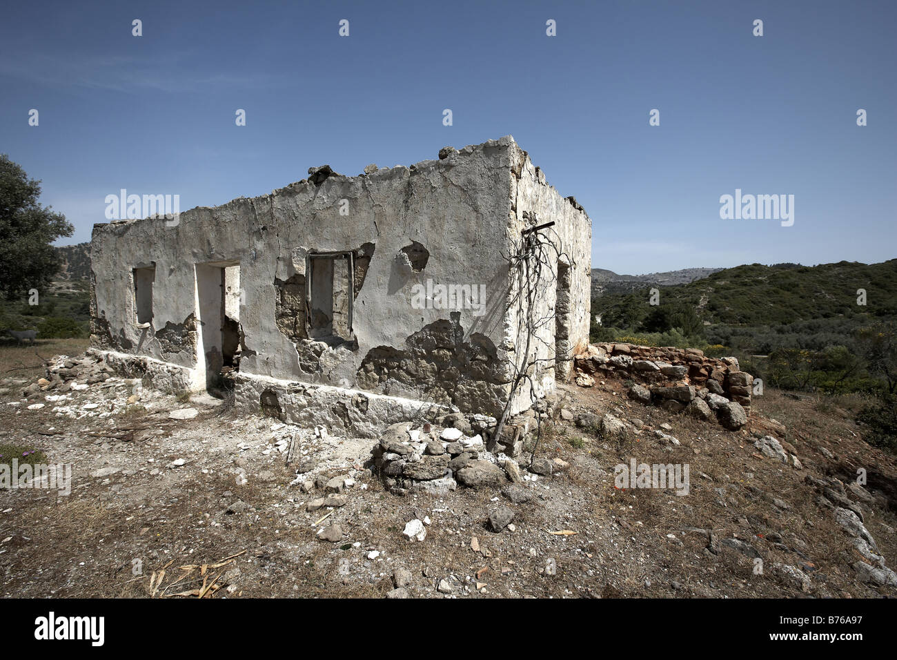 Ruined farm house Rhodes Greece Stock Photo - Alamy