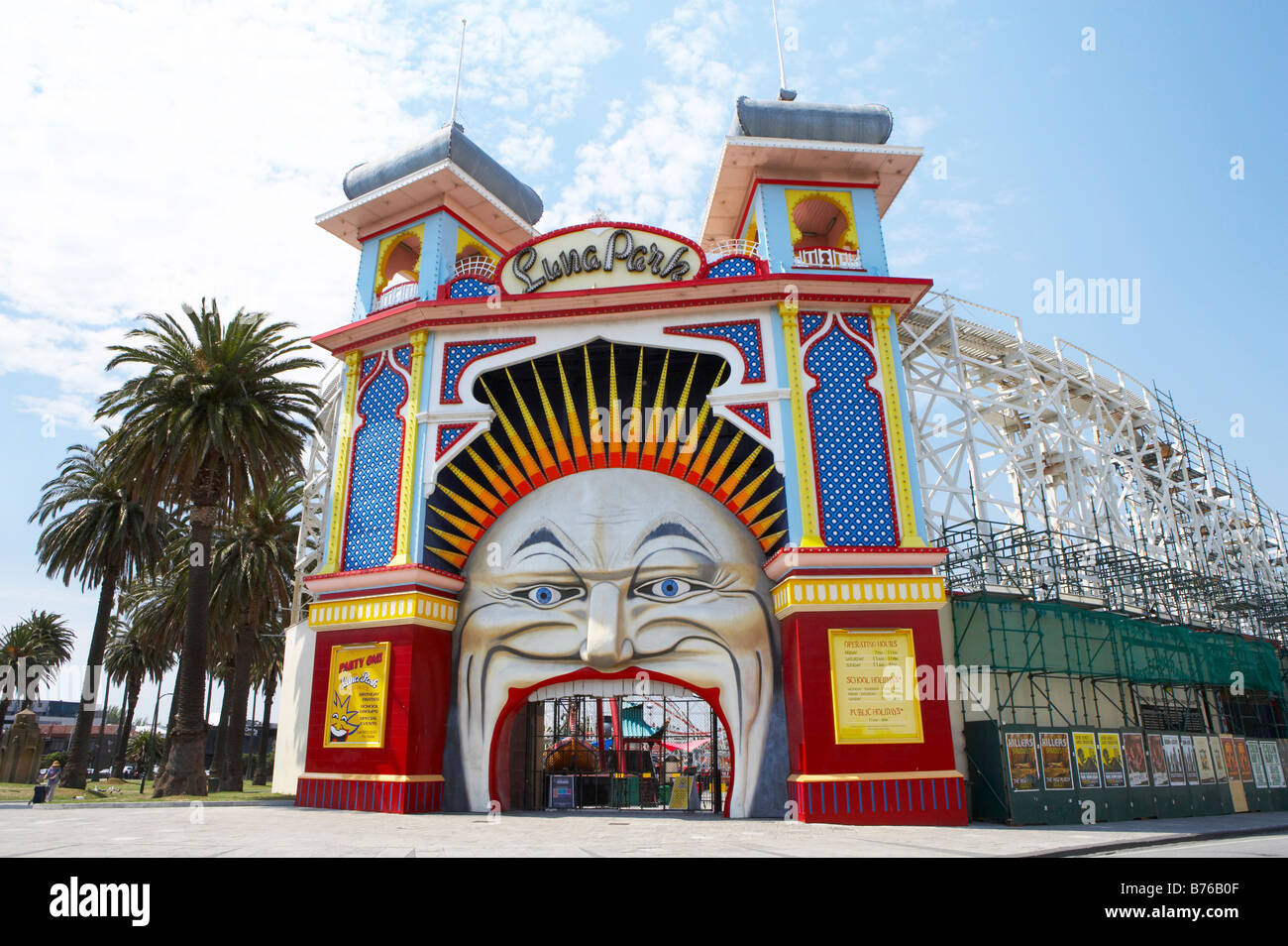 Lunar Park Entrance in St. Kilda, Melbourne, Australia Stock Photo - Alamy