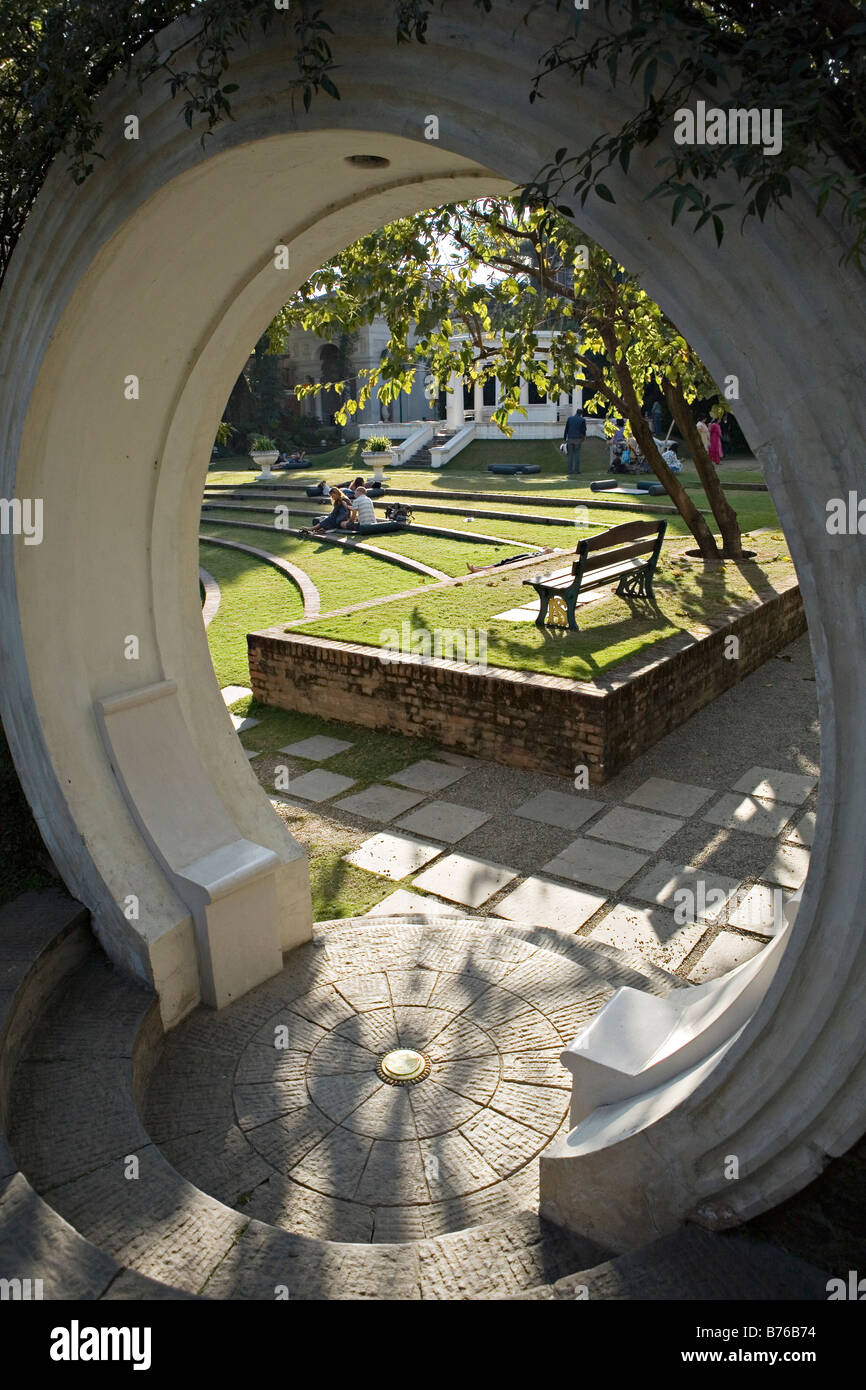 Round arch hi-res stock photography and images - Alamy