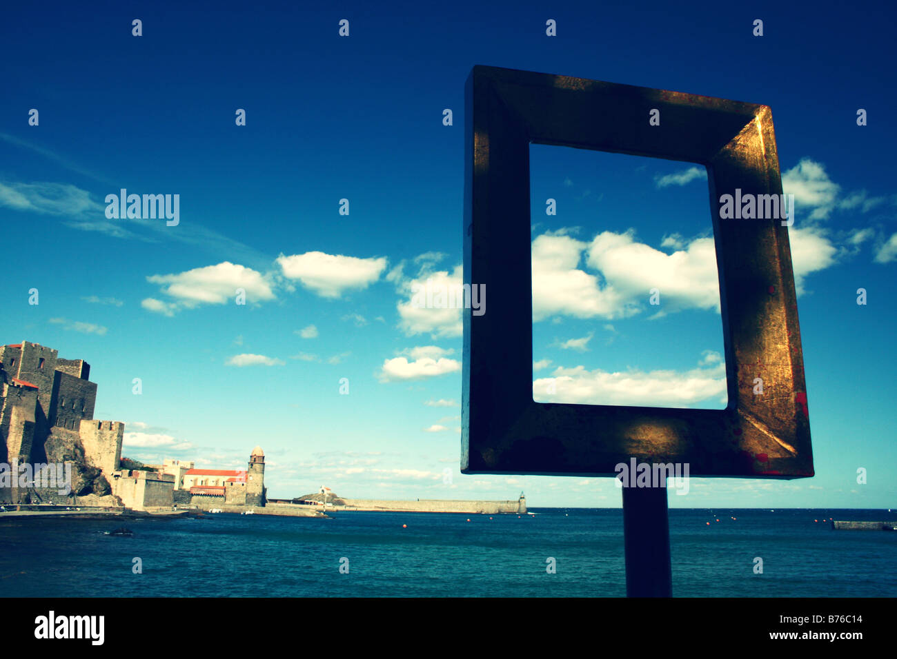 Viewing frame hi-res stock photography and images - Alamy