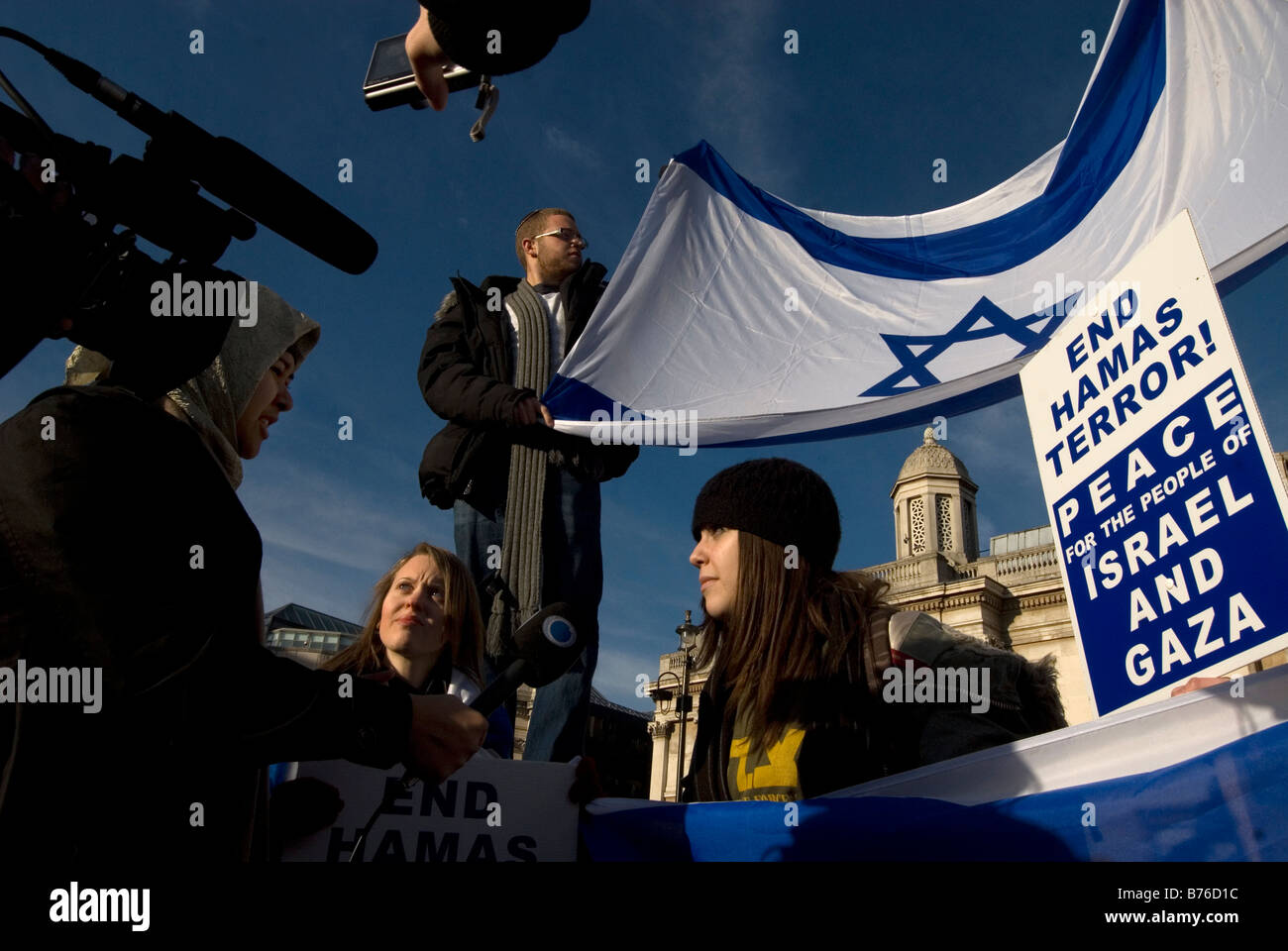 Israel hamas flag hi-res stock photography and images - Alamy