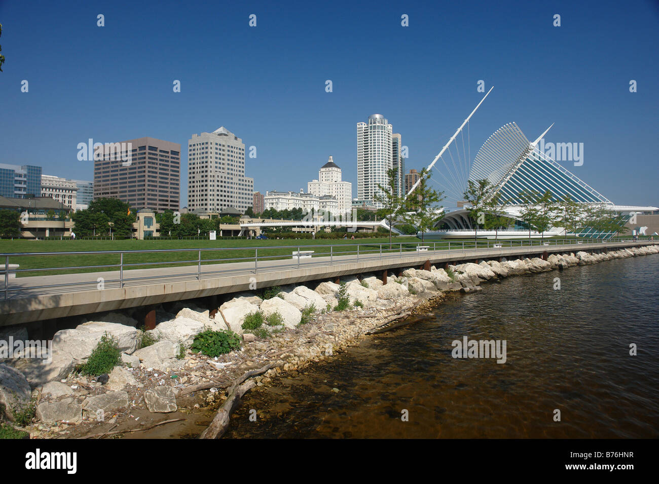 Milwaukee lake front hi-res stock photography and images - Alamy