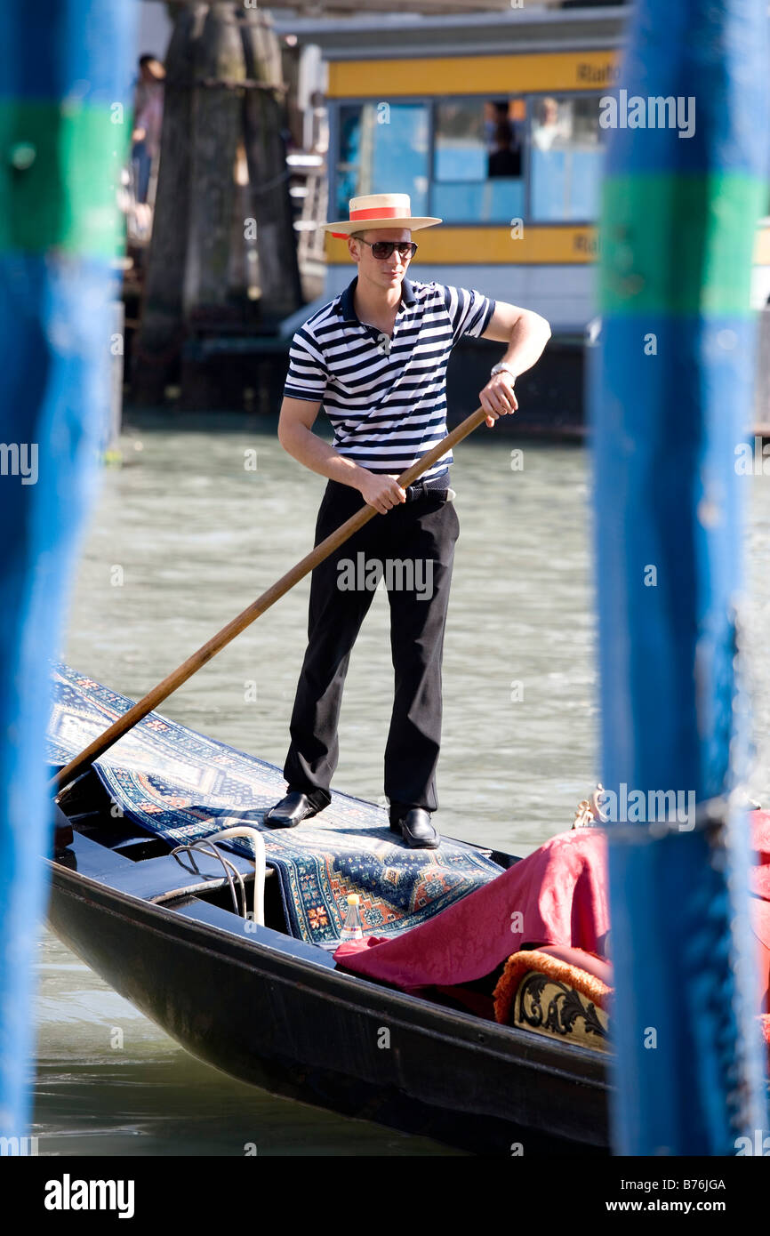 Gondolier, Venice, Veneto, Italy Stock Photo - Alamy