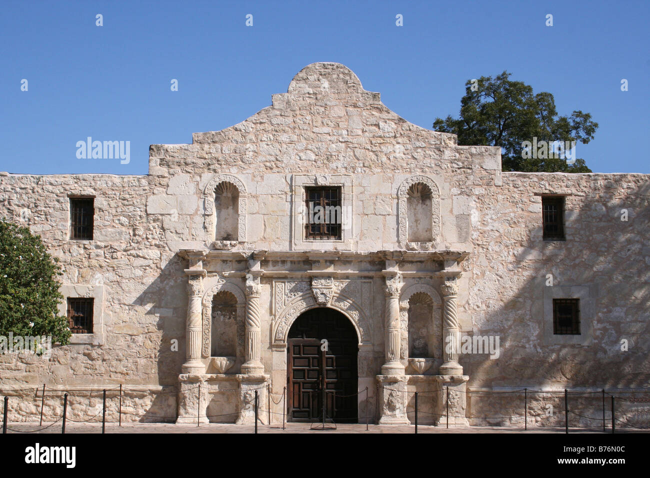 The Alamo in San Antonio Texas A large piece of Texas history and pride ...