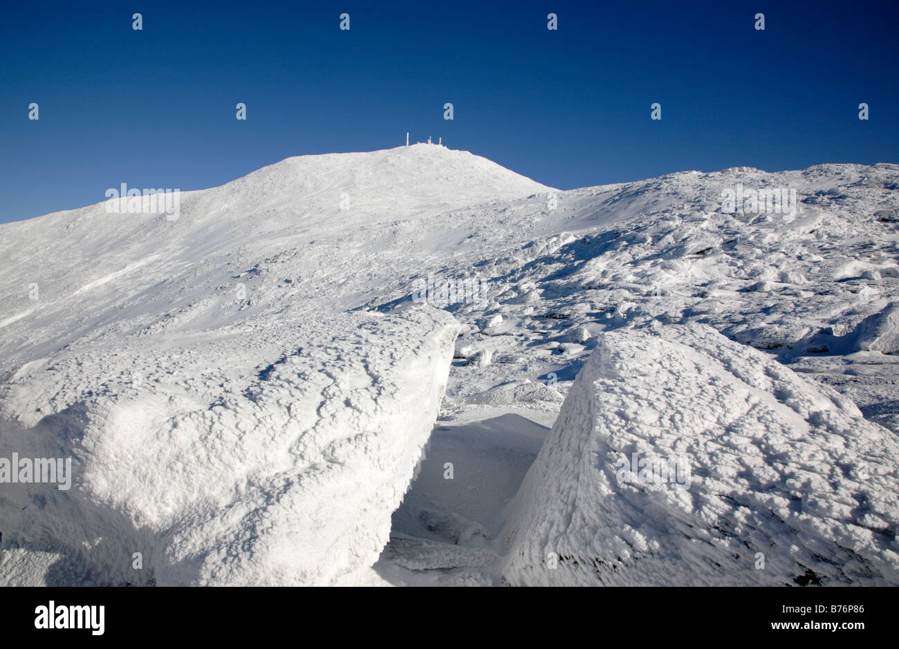 Mount washington observatory winter hi-res stock photography and images ...