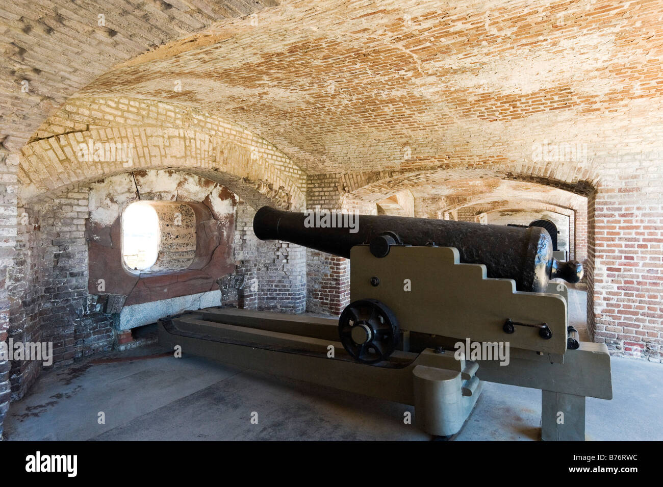 Fort sumter hi-res stock photography and images - Alamy