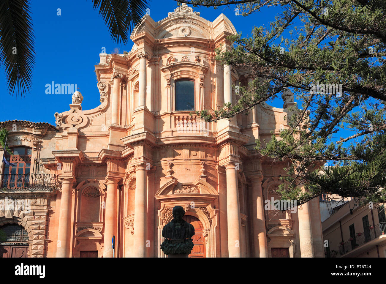 Church of San Domenico, Noto, Sicily Stock Photo - Alamy