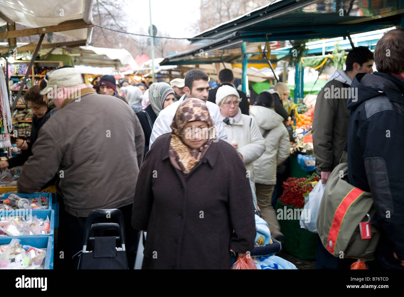 Kreuzberg turkish market hi-res stock photography and images - Alamy