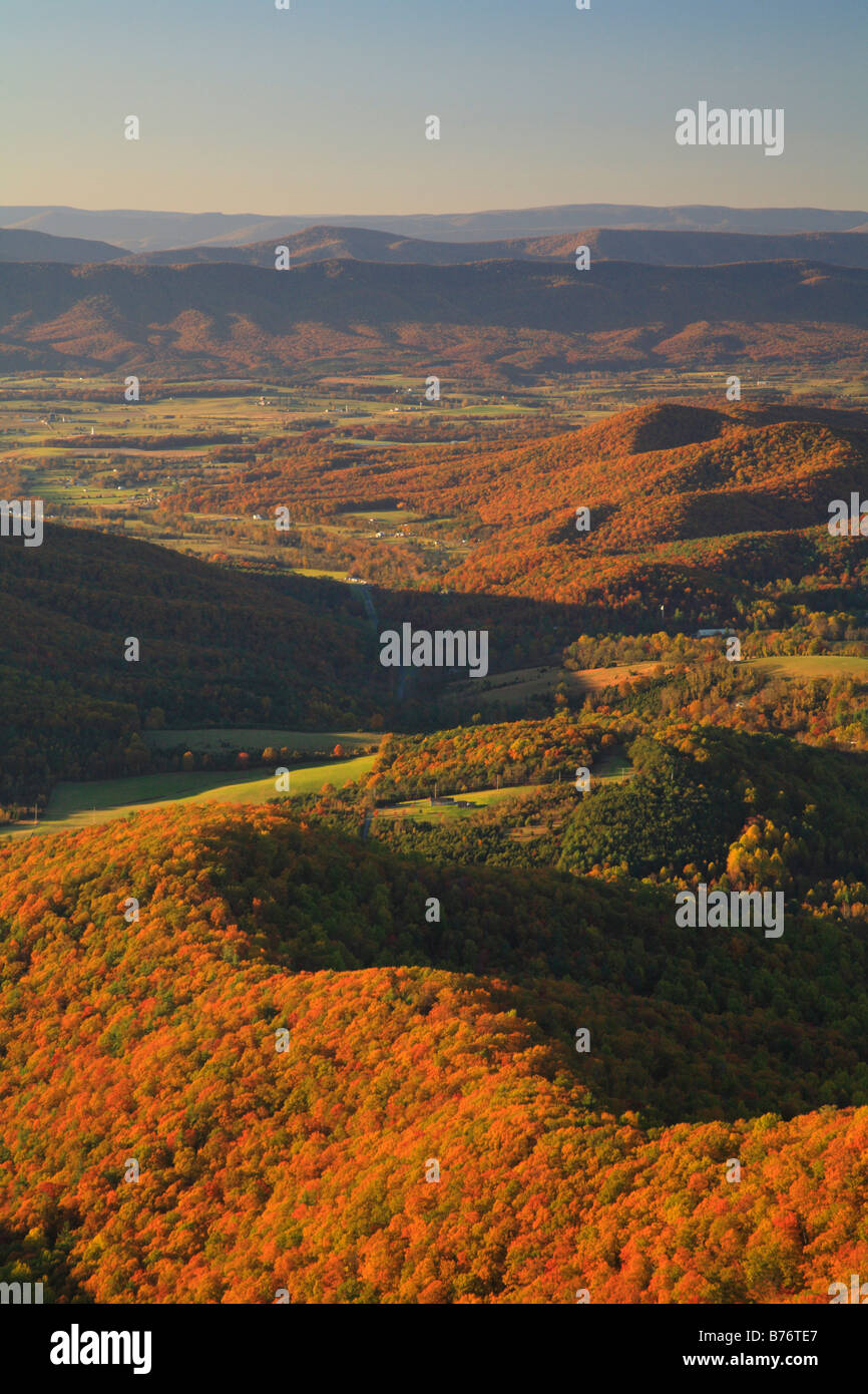 View from Jewell Ridge, Appalachian Trail, Shenandoah National Park ...