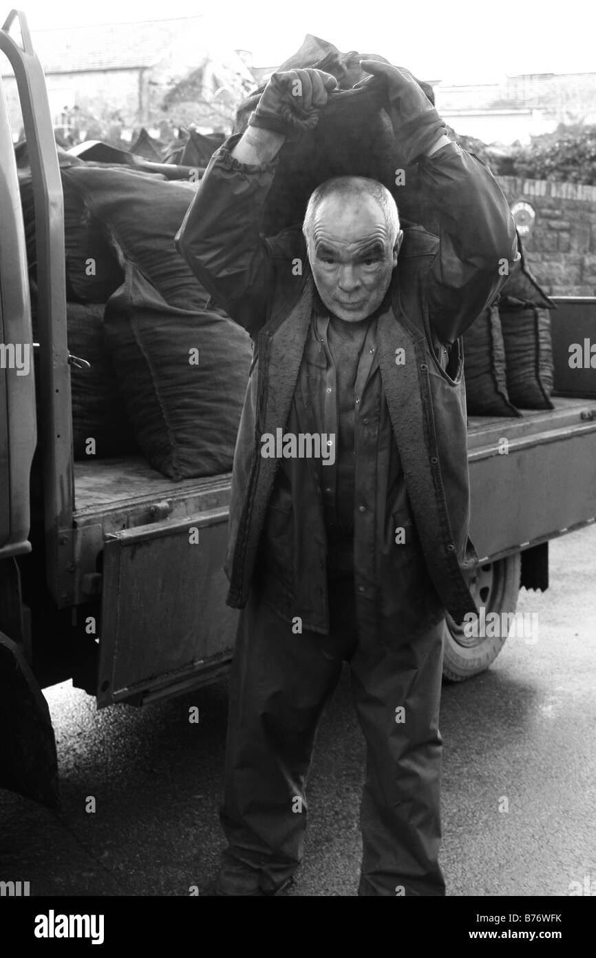 Coalman hi-res stock photography and images - Alamy