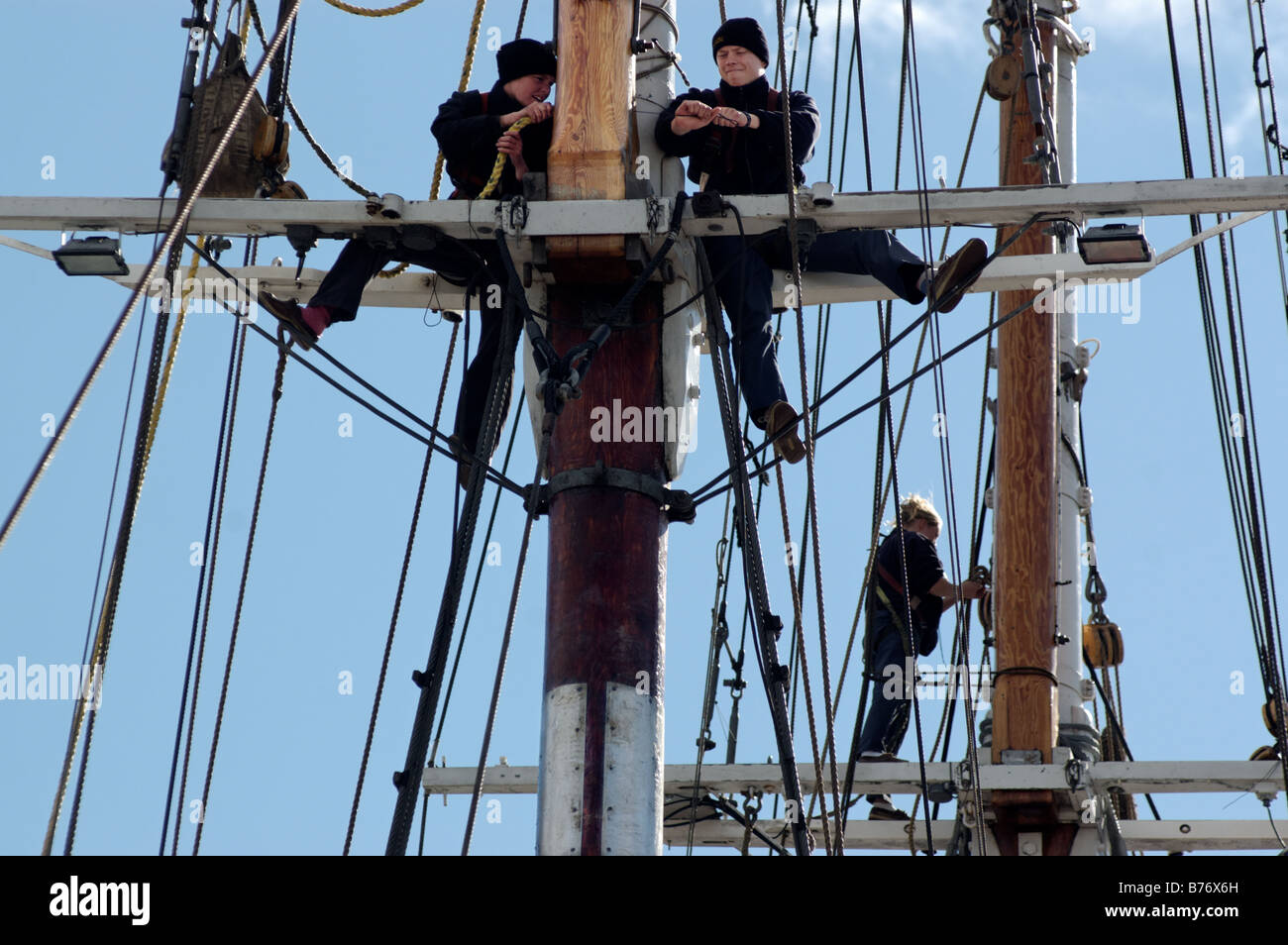 Two girls in a boat hi-res stock photography and images - Alamy