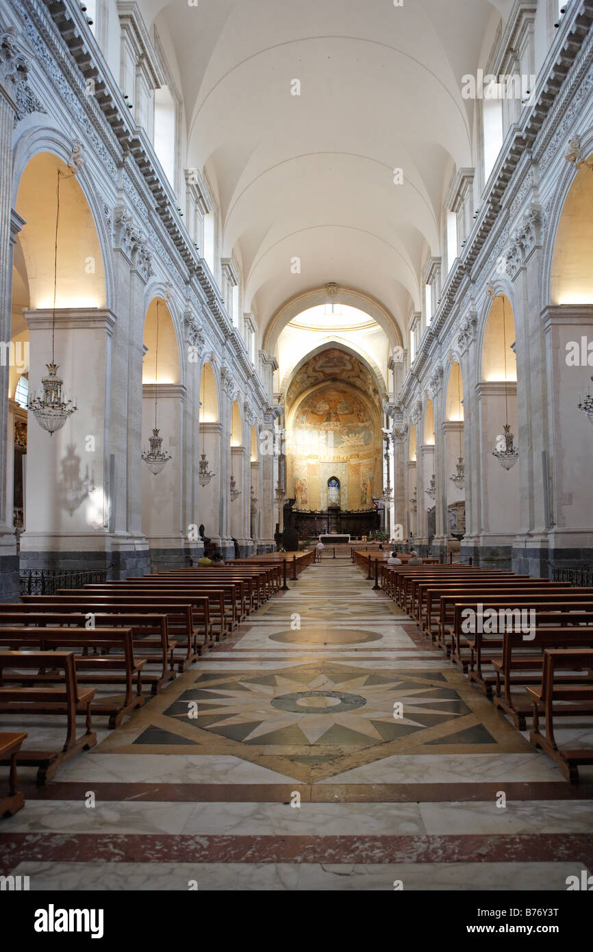 Norman cathedral hi-res stock photography and images - Alamy