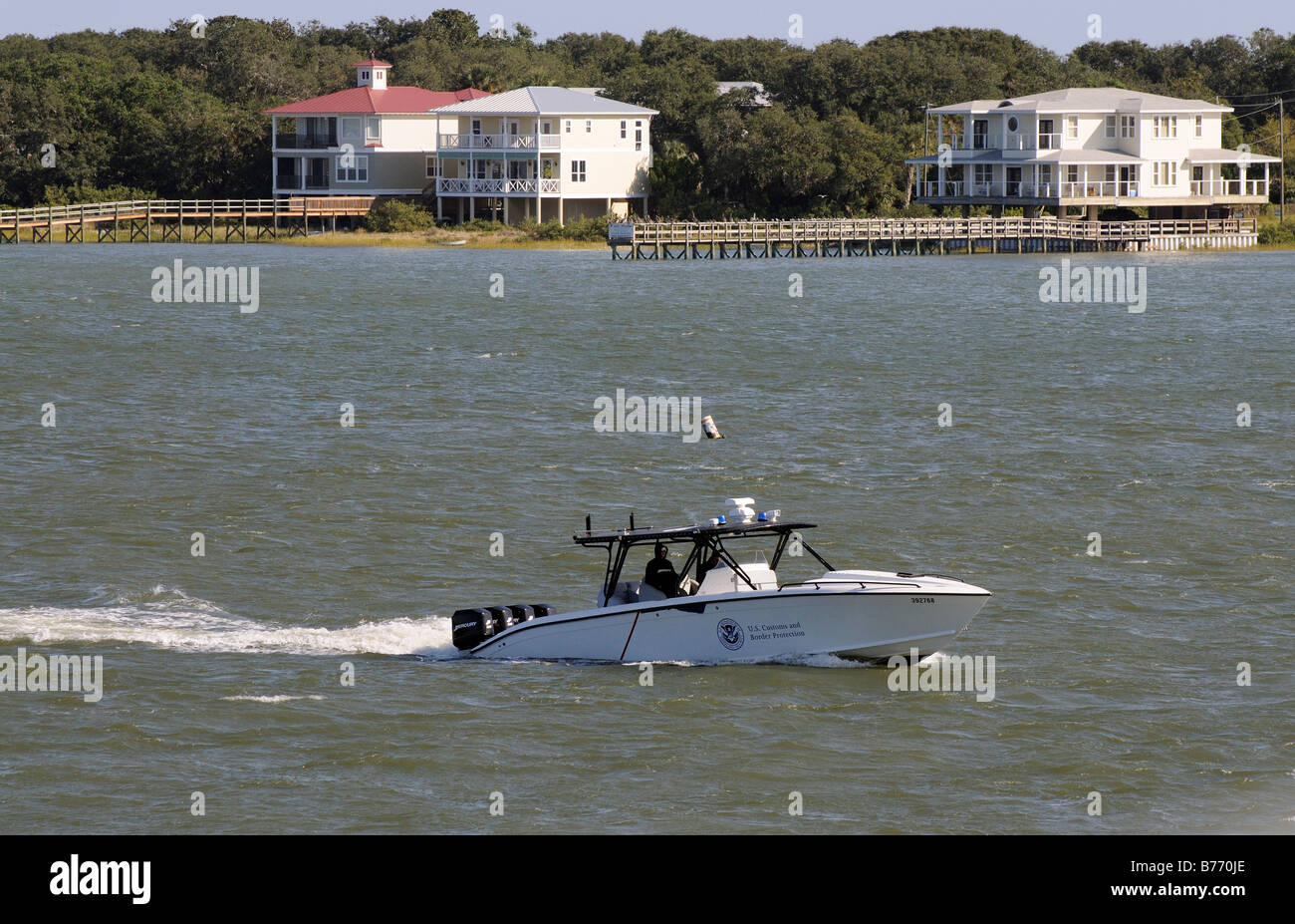 Homeland security patrol boat patrolling hi-res stock photography and ...