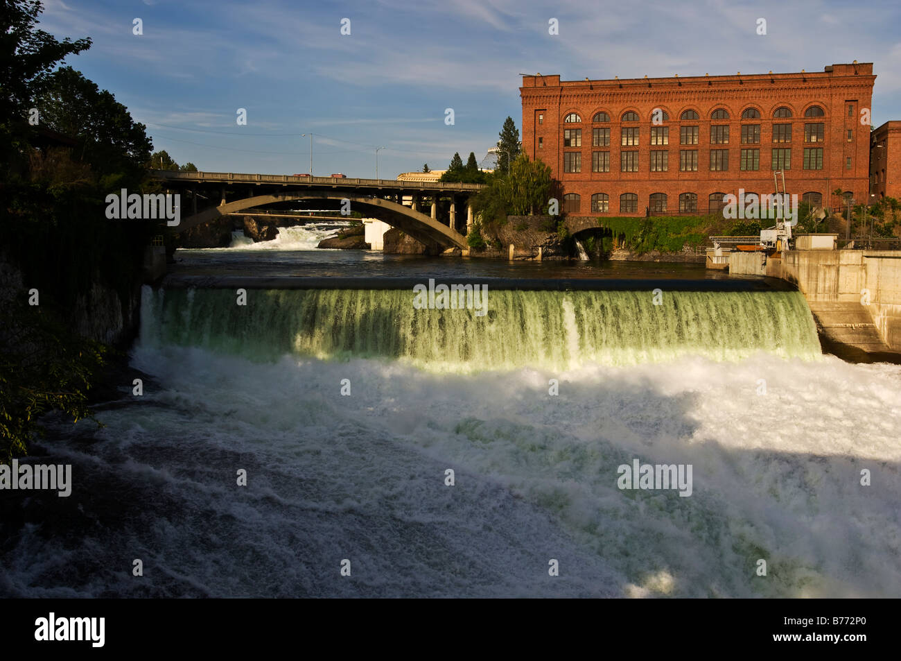 Spokane River dam, Spokane, Washington Stock Photo - Alamy