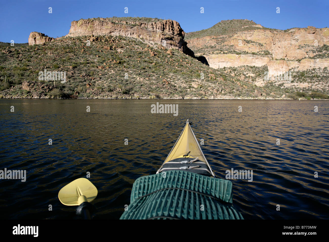 Canyon lake in desert hi-res stock photography and images - Alamy