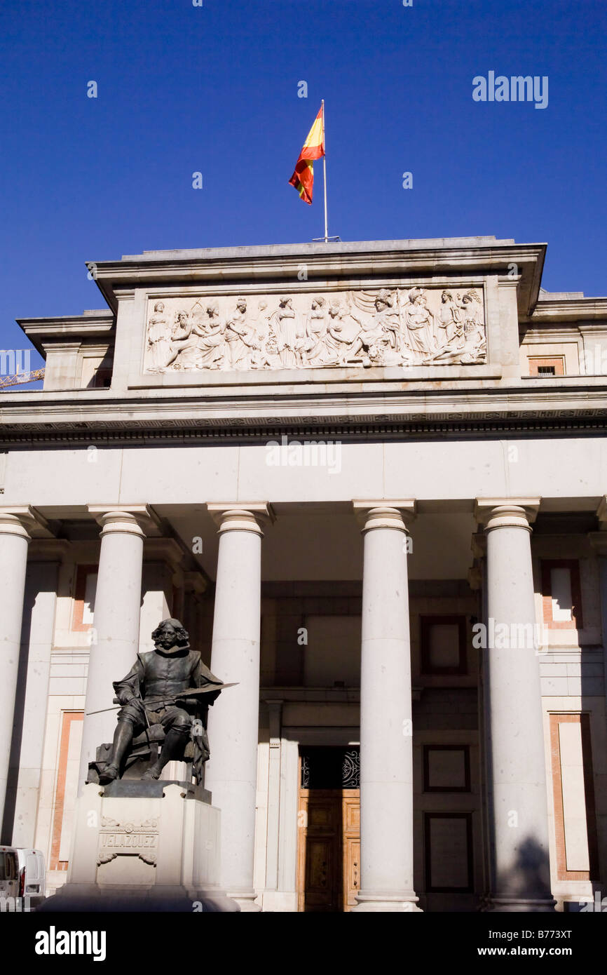 Spainish architecture and sculpture Stock Photo - Alamy