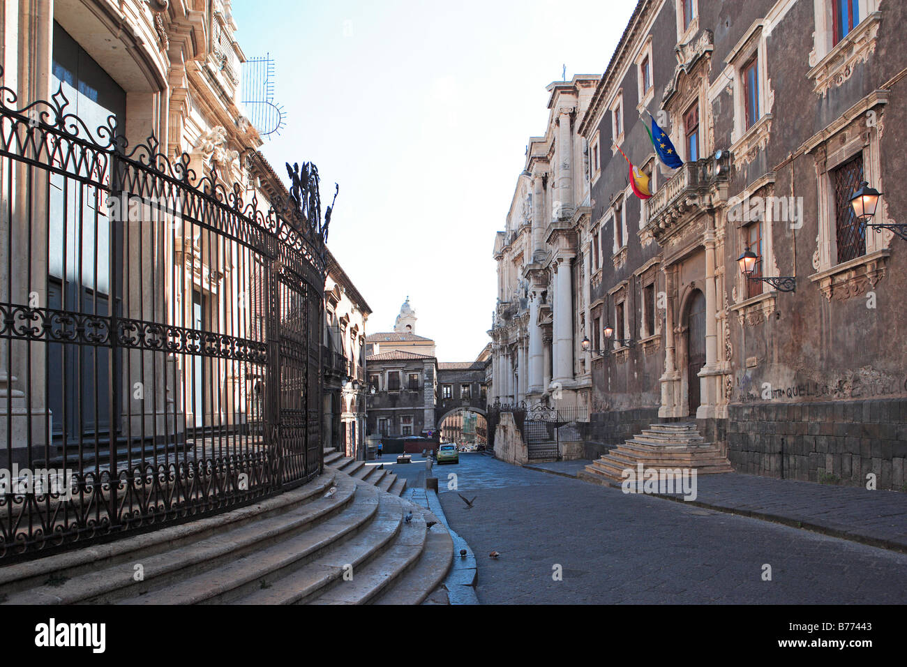 Via Cruciferi with the former Jesuit College now the Art Institute ...