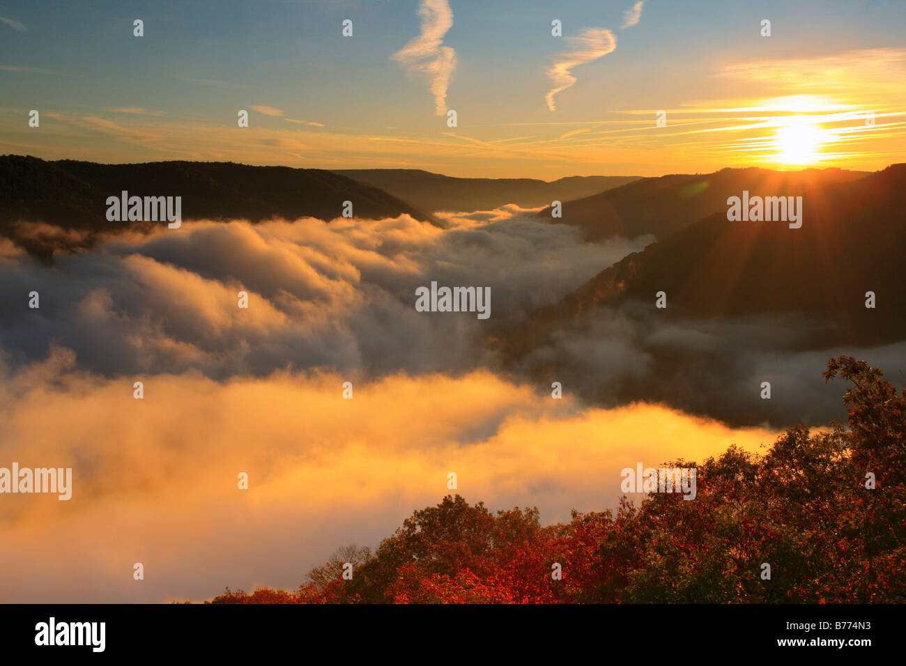 Grand view overlook new river hi-res stock photography and images - Alamy