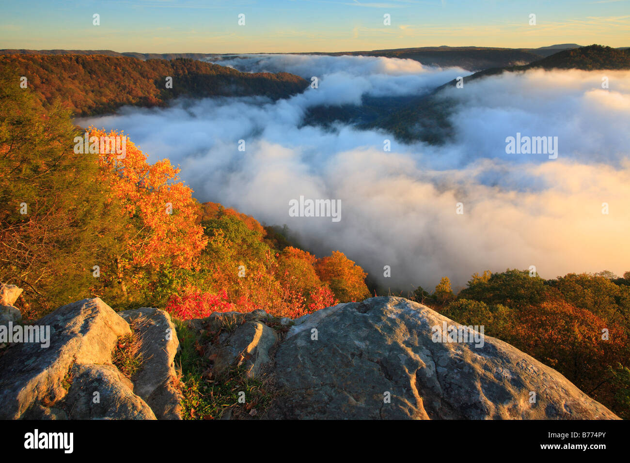 Sunrise, Grand View Park, New River Gorge National River, West Virginia ...