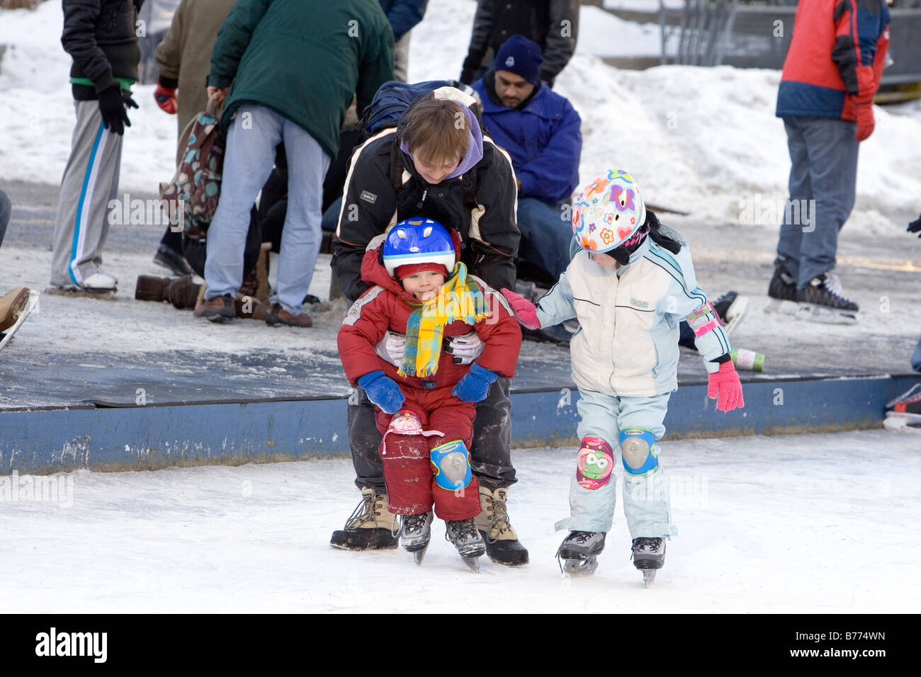 Skating rink staff hi-res stock photography and images - Alamy