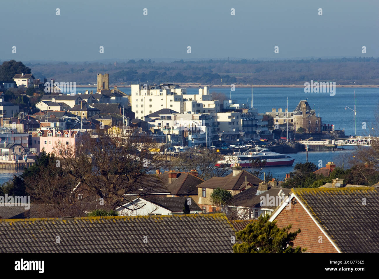 Cowes hi-res stock photography and images - Alamy