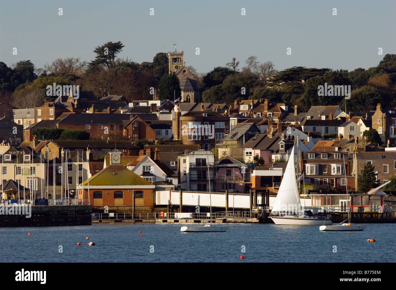 River medina cowes hi-res stock photography and images - Alamy
