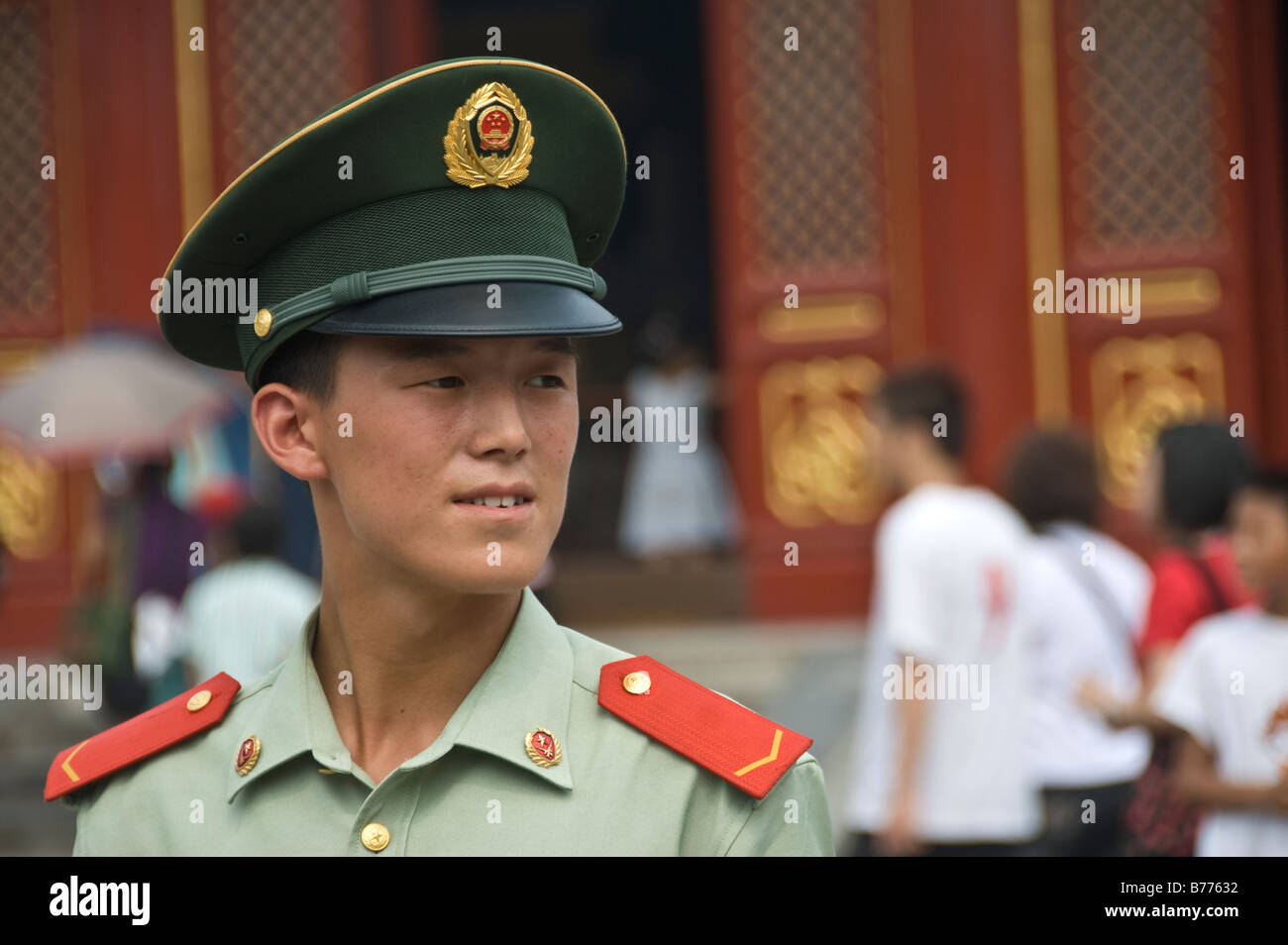 Chinese Policeman, Temple of Heaven, Beijing, China Stock Photo - Alamy