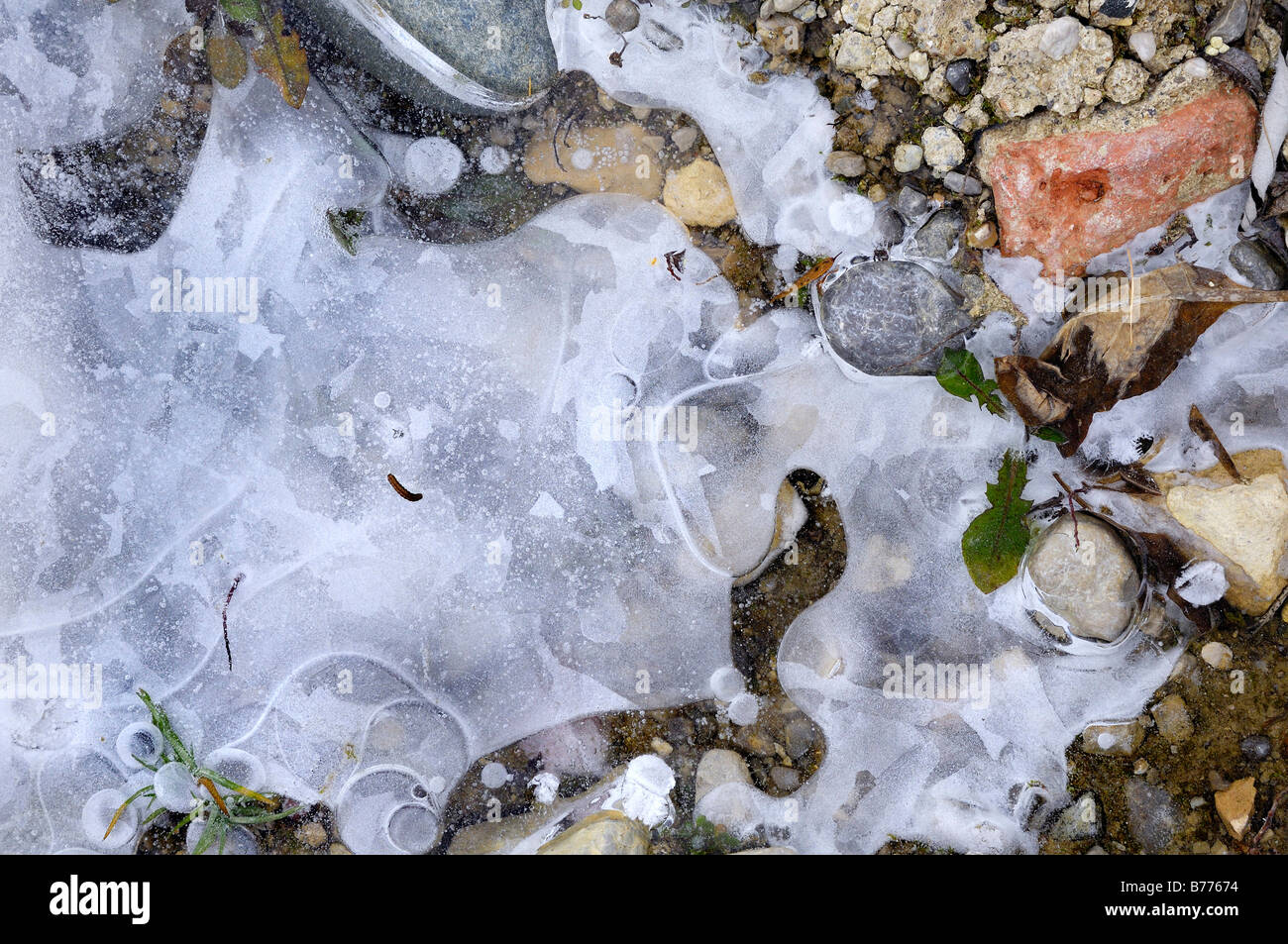 Shapes in frozen puddle hi-res stock photography and images - Alamy