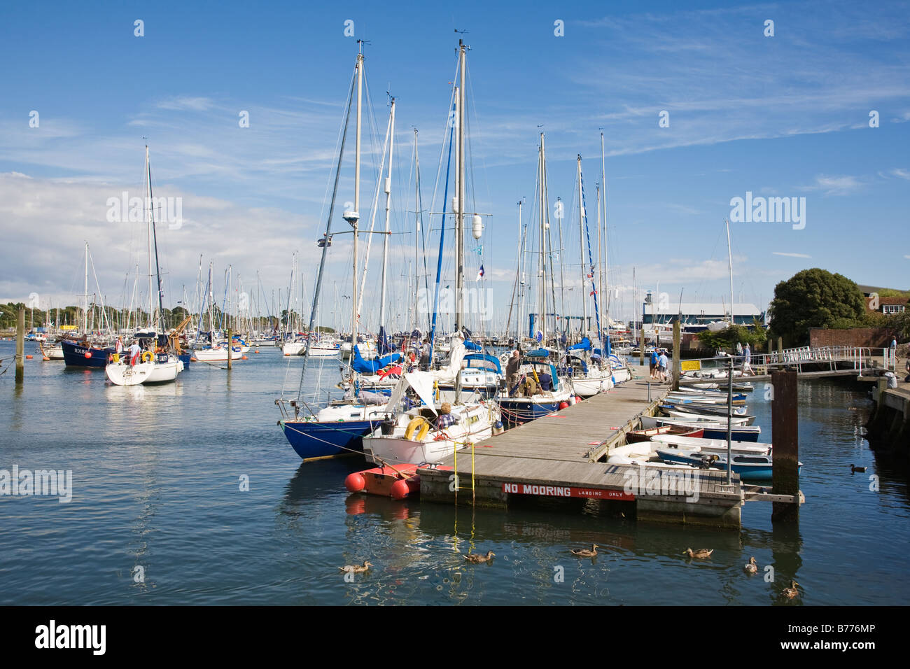 Lymington hi-res stock photography and images - Alamy