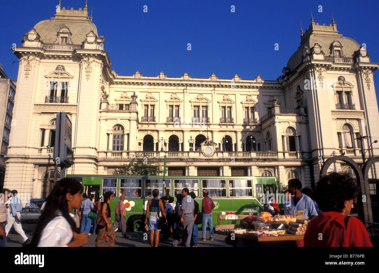 Milton ferry hi-res stock photography and images - Alamy