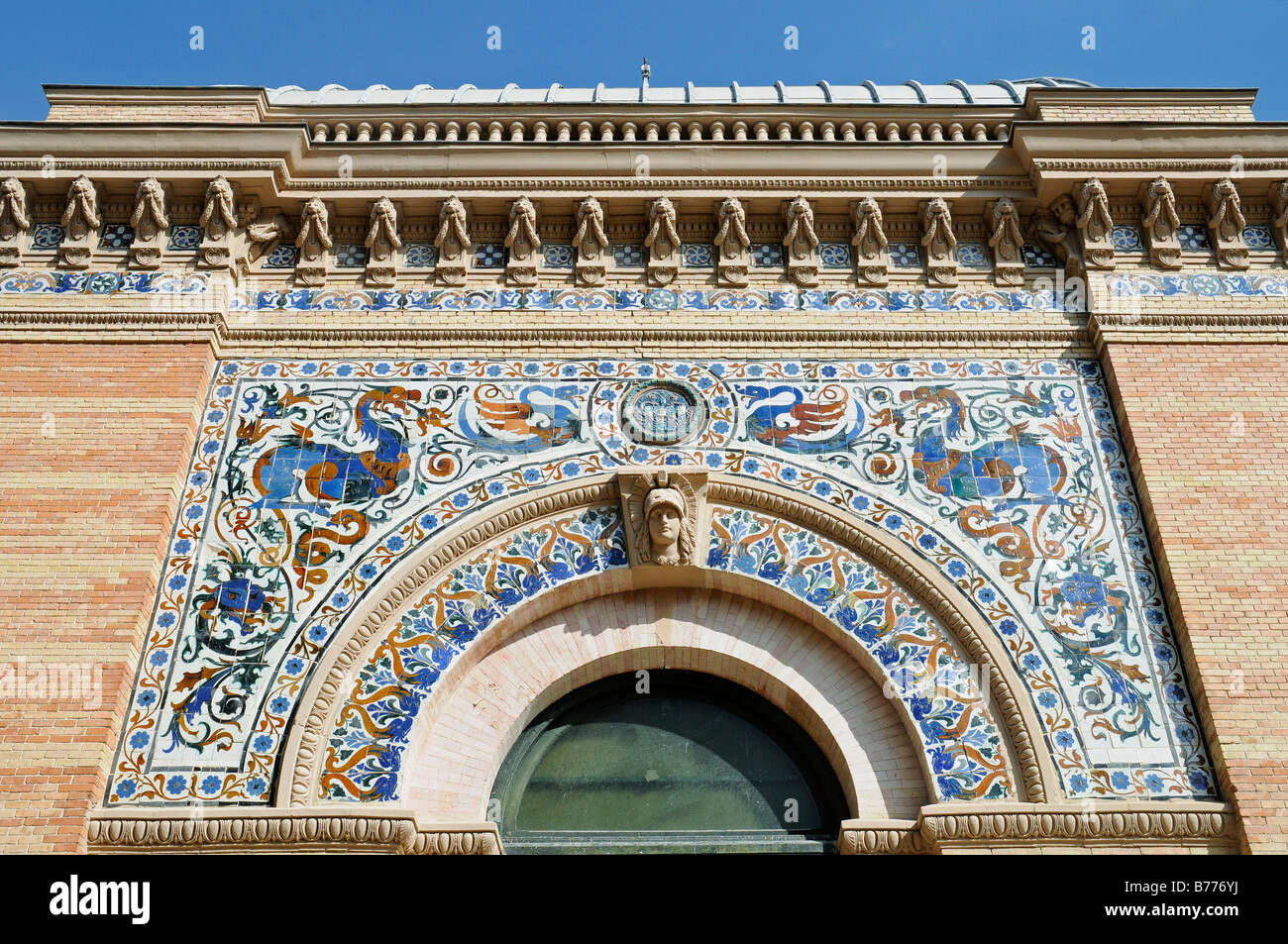 Spanish tiles hi-res stock photography and images - Alamy