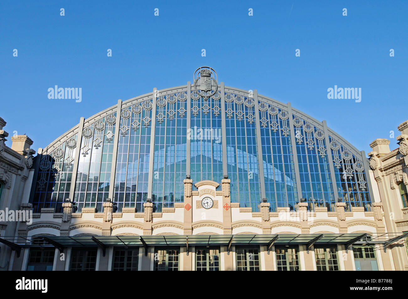 Bus terminal barcelona hi-res stock photography and images - Alamy