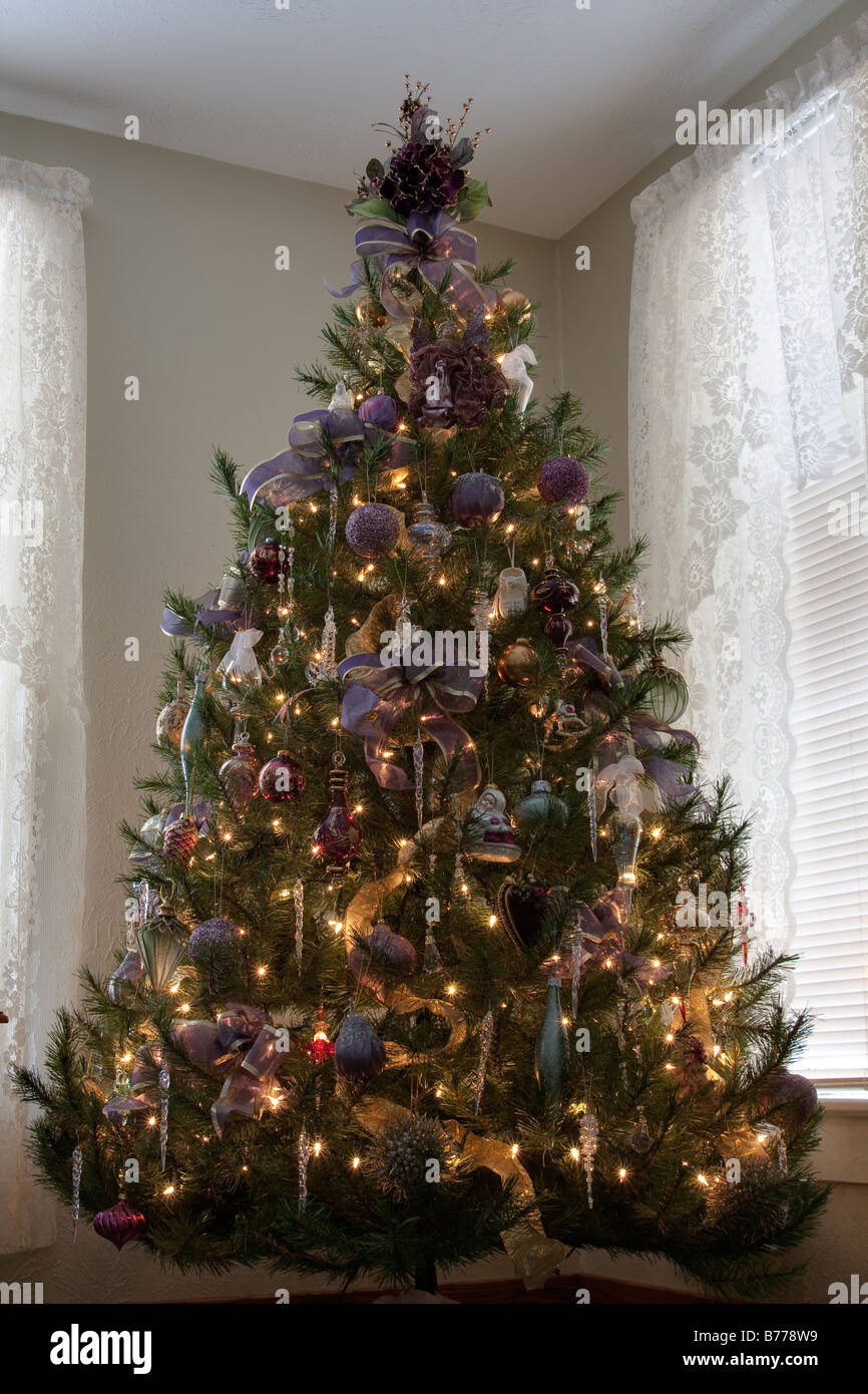 Ice sickle tree hi-res stock photography and images - Alamy